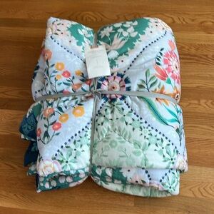 Anthropologie | Bedding | Anthropologie Theodora Posy Handcrafted Quilt ...